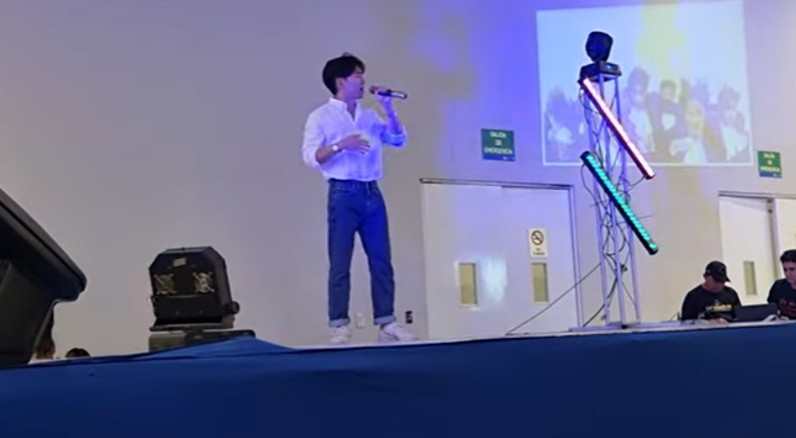 Influencer coreano canta ‘Adiós amor’ de Christian Nodal - Chapin Radios