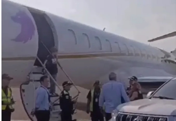 El nuevo jet de Shakira: lujo y comodidad en su gira “Las mujeres Ya No ...