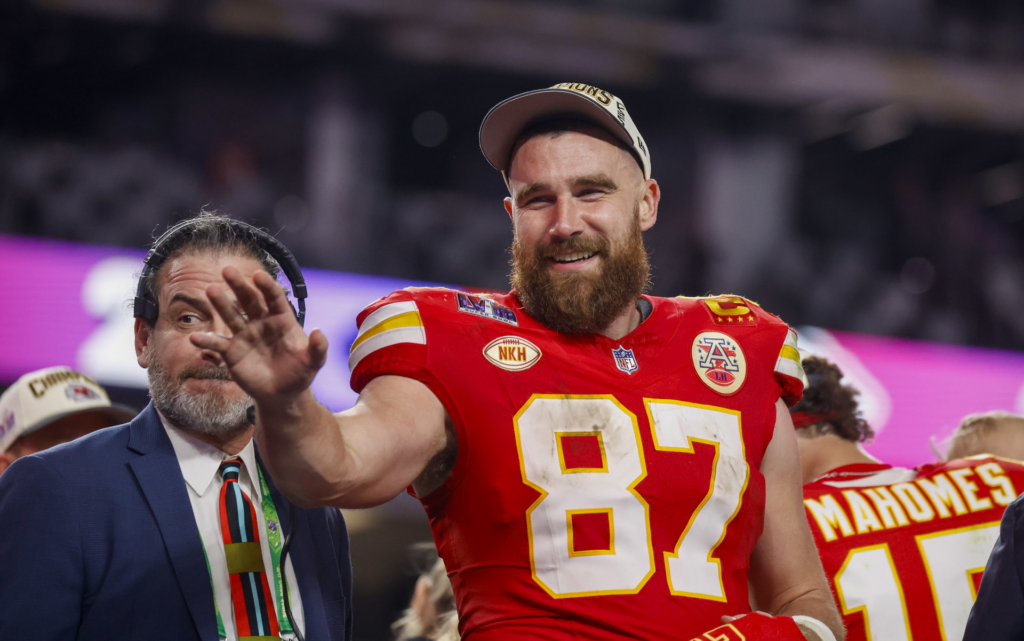 Travis Kelce y su refugio en la música de Taylor Swift - Chapin Radios