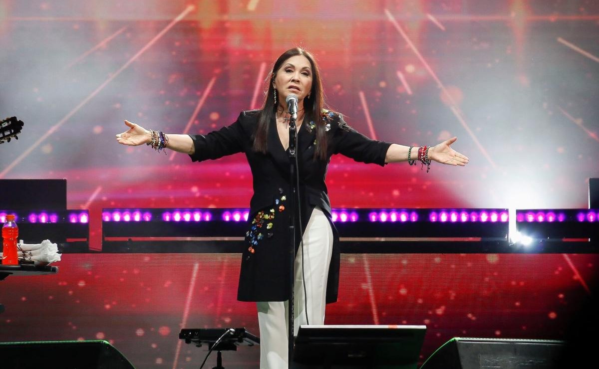 Ana Gabriel expulsa de concierto a Ángela Aguilar y Christian Nodal ...