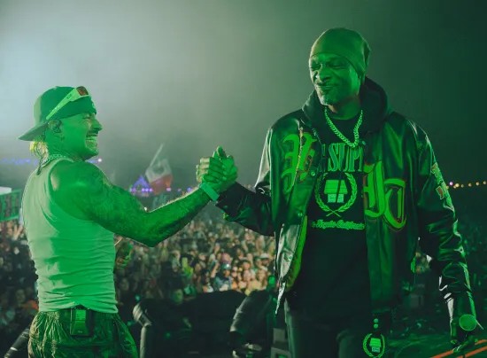 Feid sorprende al cantar junto a Snoop Dogg - Chapin Radios